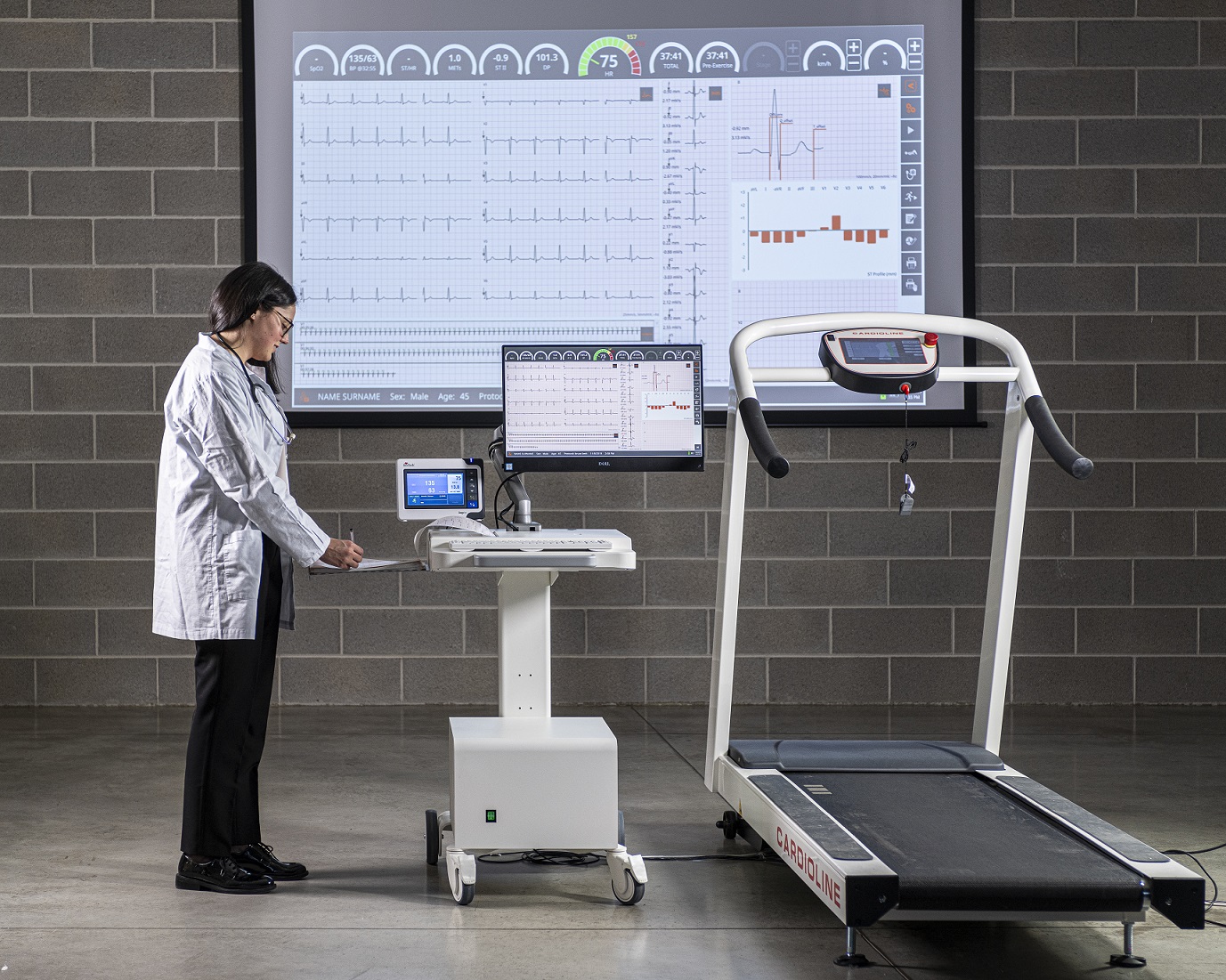 ECG Cardioline Stress (Sport) : Cardioline Cube stress ECG met Thermal printer 200P